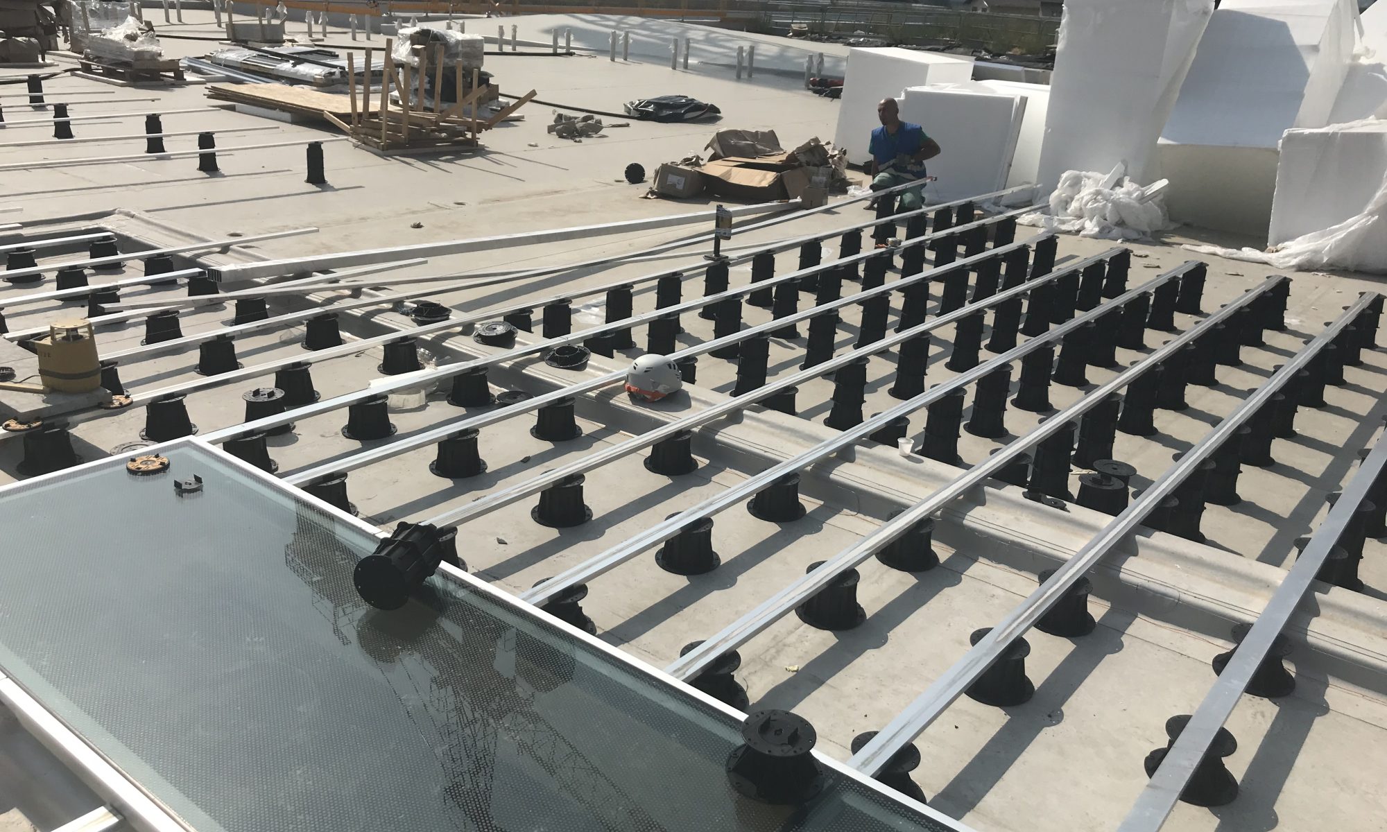 pedestal rail system Archives - Wallbarn