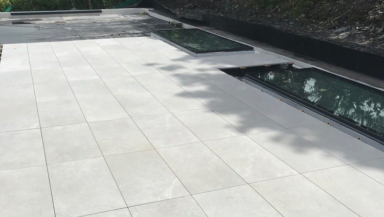 Self-Levelling Pedestals For Paving & Decking | Wallbarn