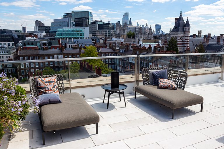 Creating A Large Roof Terrace On A Luxury Development In Central London ...