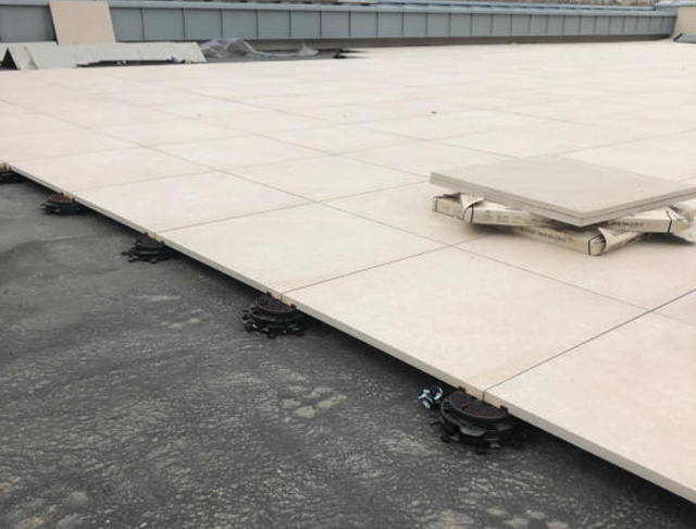 Self-Levelling Pedestals For Paving & Decking | Wallbarn